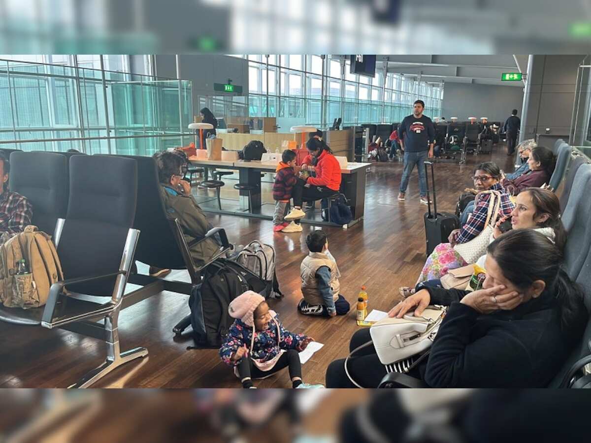 Indian air passengers at Stockholm airport: स्टॉकहोम एयरपोर्ट पर 300 ...
