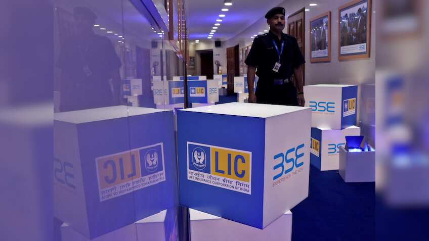 LIC में निवेश का मिलेगा बड़ा मौका! बीमा कंपनी से 6.5 फीसदी की ...