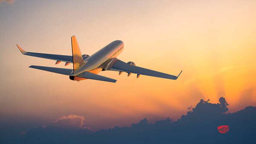 एयरस्ट्रिप्स के लिए DGCA की नई गाइडलाइन, PACR ने 98% यात्री शिकायतों का ...