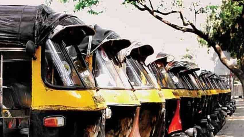 Mumbai Auto Fare: मायानगरी में आज से चढ़ा ऑटो-टैक्सी का मीटर, जानें ...