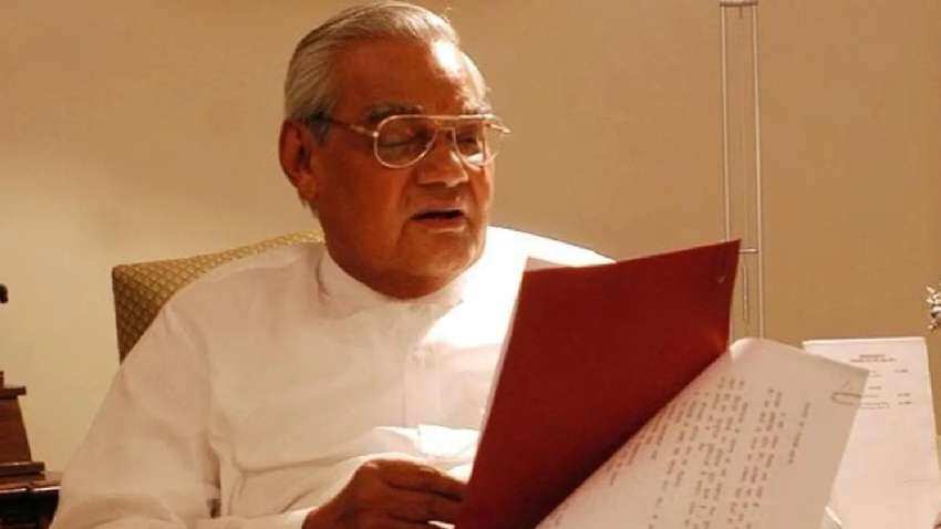 Atal Bihari Vajpayee Jayanti: अटल बिहारी वाजपेयी की जयंती पर तस्वीरों ...
