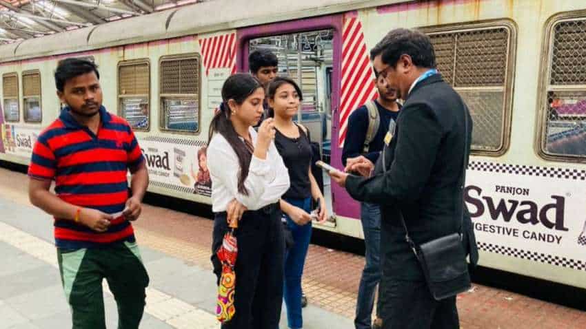 Railway Facts: एक नहीं होते हैं ट्रेन के TTE और TC, जानिए कौन कहां कर ...