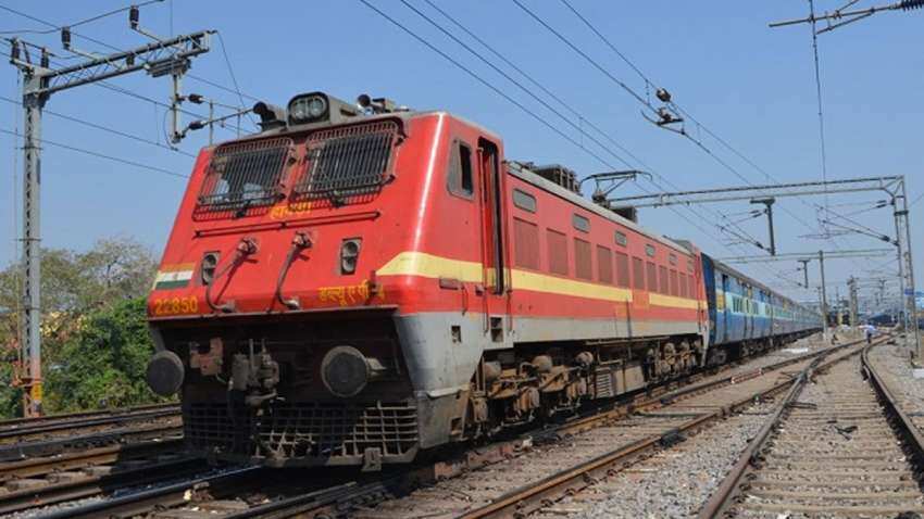 यात्रीगण कृप्या ध्यान दें! अगले एक हफ्ते तक रद्द रहेंगी 14 ट्रेनें, छत्तीसगढ़ के यात्रियों को ...