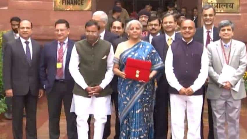 Budget 2024 गरीब युवा अन्नदाता और महिलाओं पर हो सकता है खास फोकस