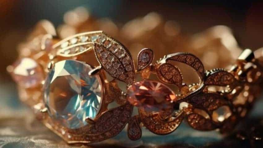 Gold-Silver Price: सस्ता होने लगा सोना, MCX पर ₹99,300 के भाव से नीचे ...