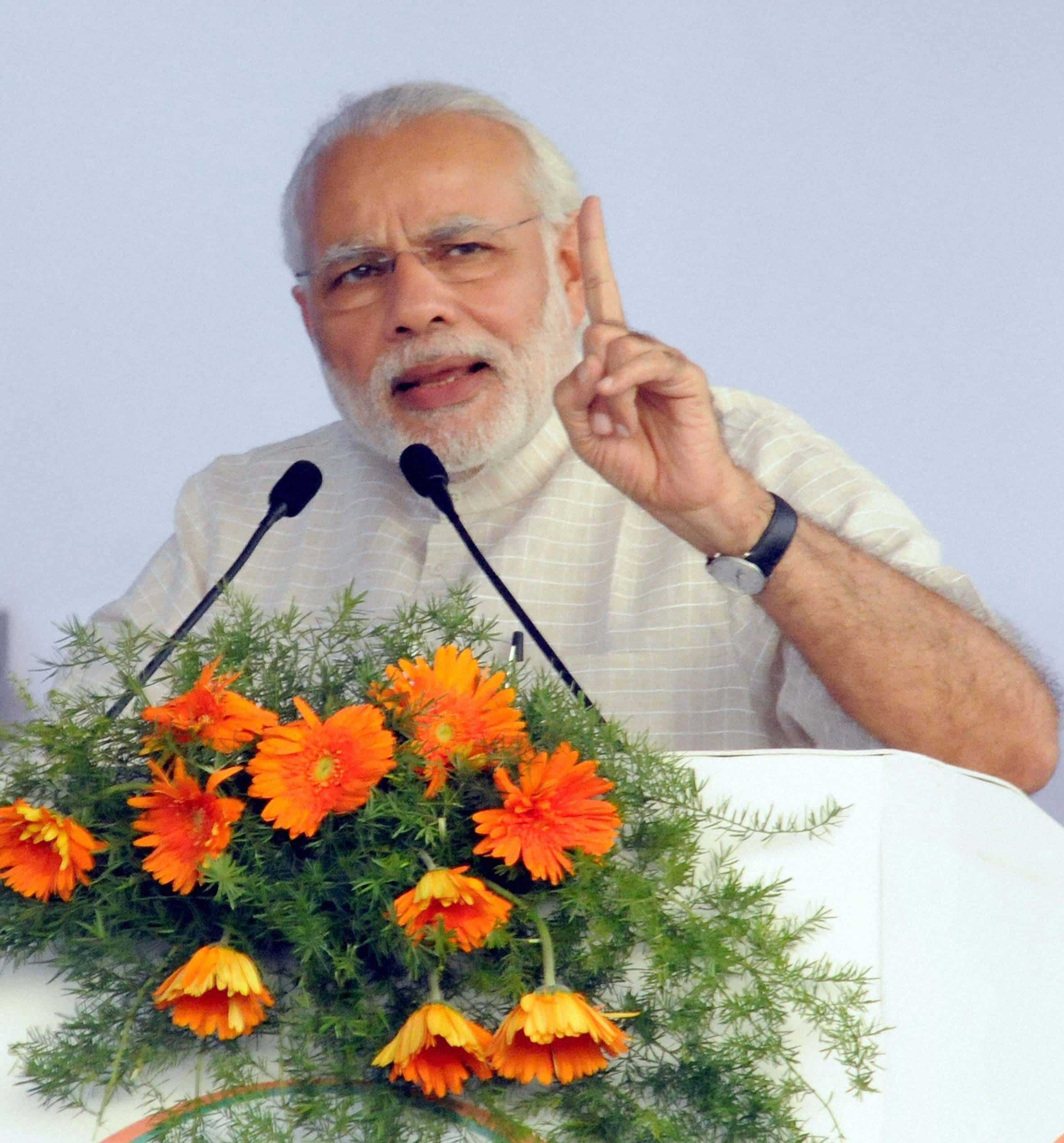 Govt saved Rs 24,000 crore in Aadhaar, DBT programmes: PM Modi | Zee ...