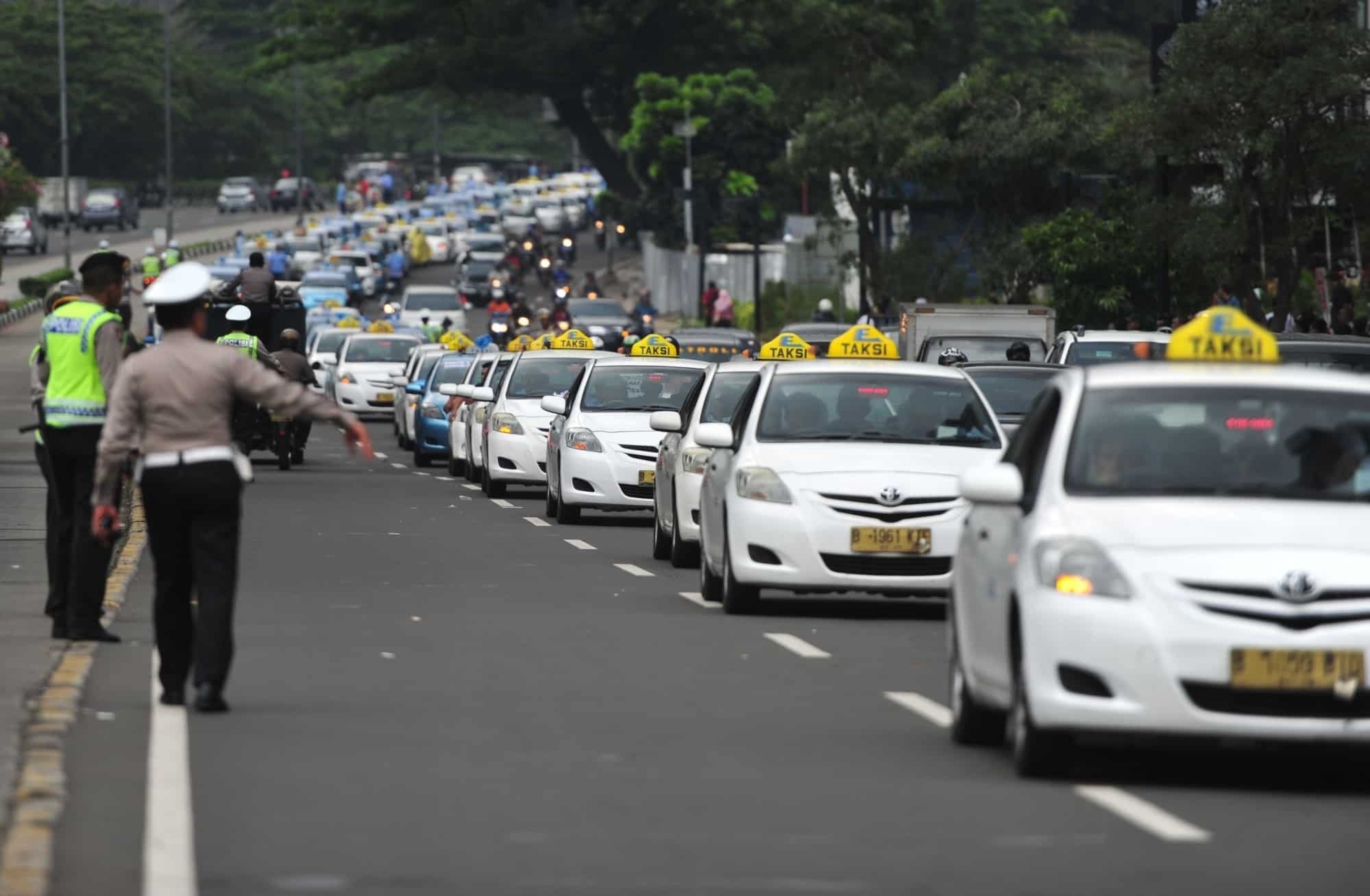 Uber launches car pooling services in Mumbai, Hyderabad, Kolkata