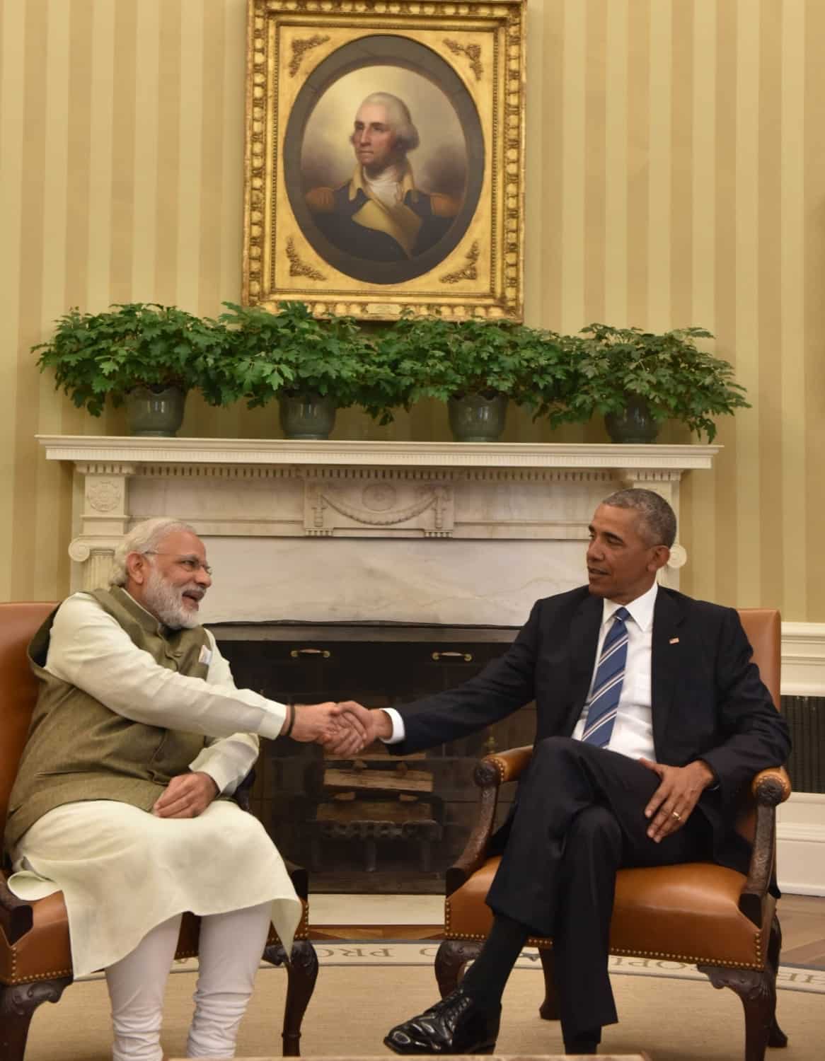 PM Modi, Obama promise to work together for global peace | Zee Business