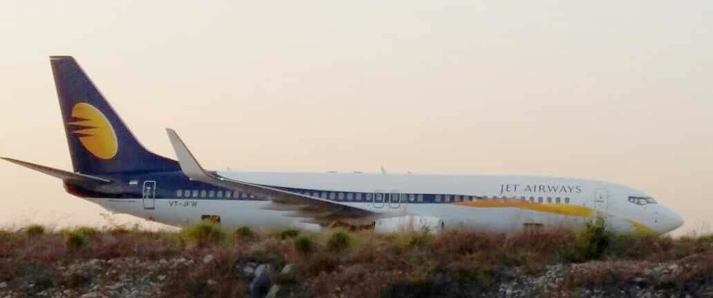 Jet Airways launches in-flight video streaming service | Zee Business