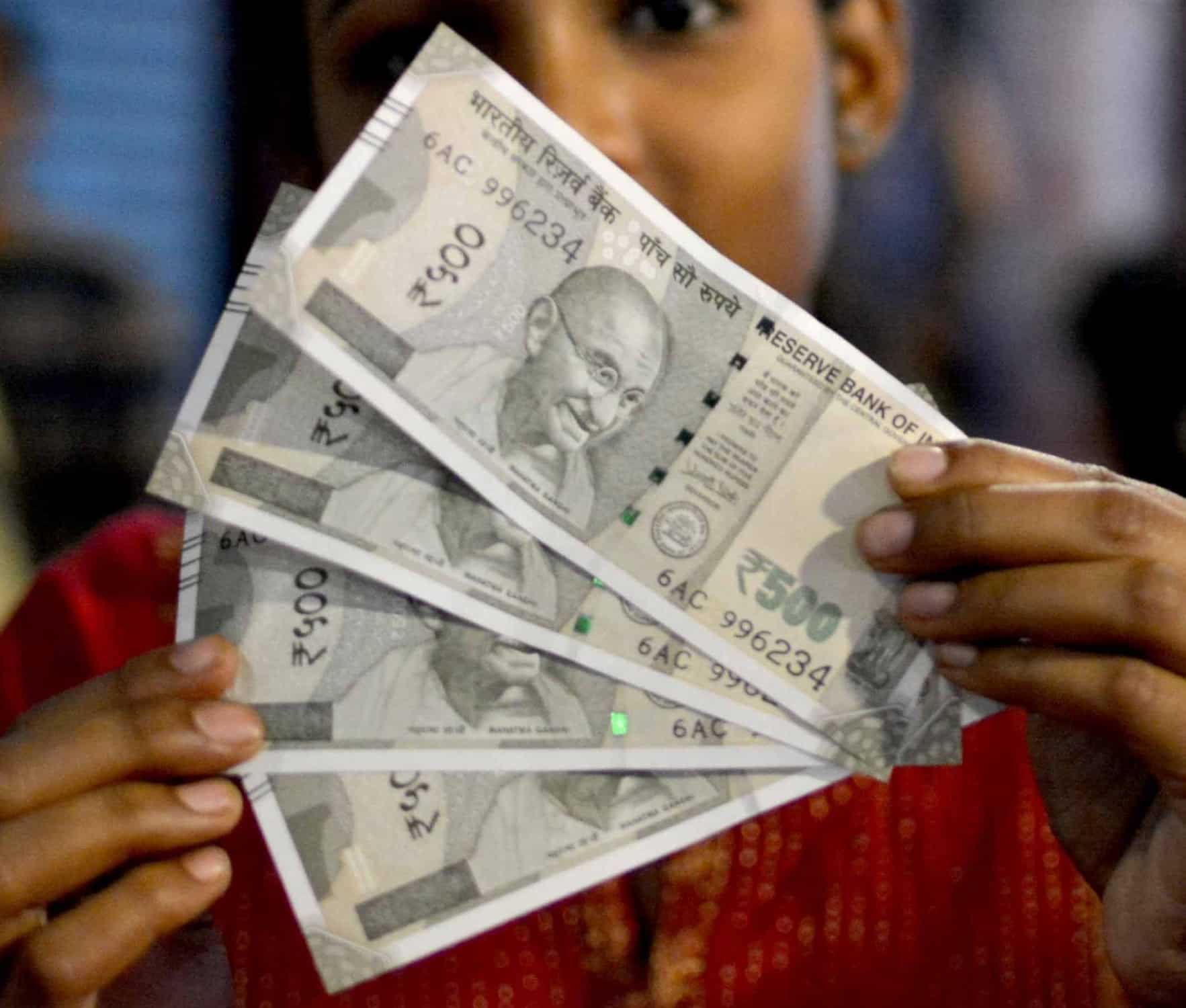 RBI to shortly issue Rs 500 notes in new series