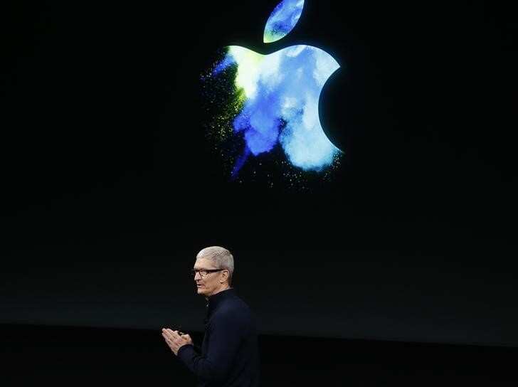 Tim Cook plans to open iPhone factory in Bengaluru from April 2017