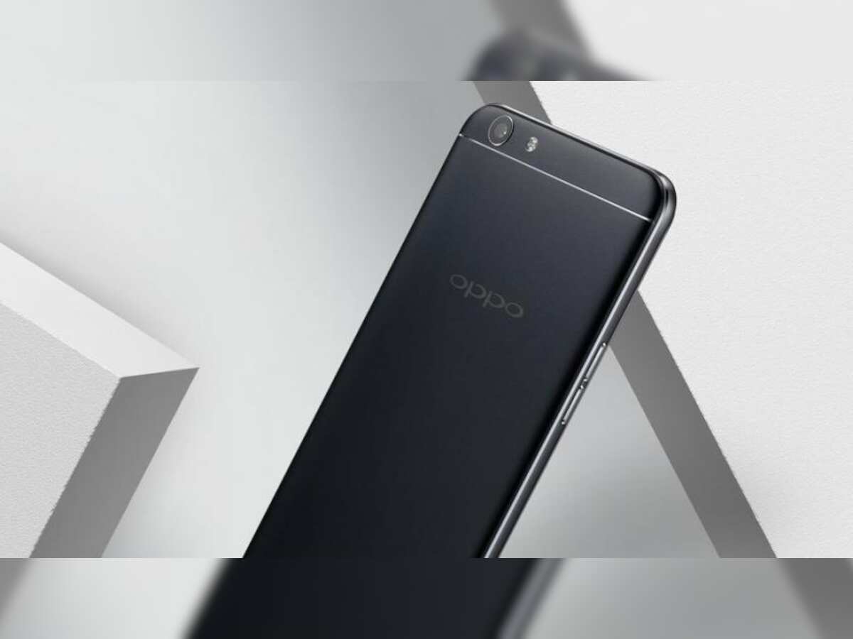 OPPO unveils world's first periscope style '5x Dual Camera Zoom' | Zee ...