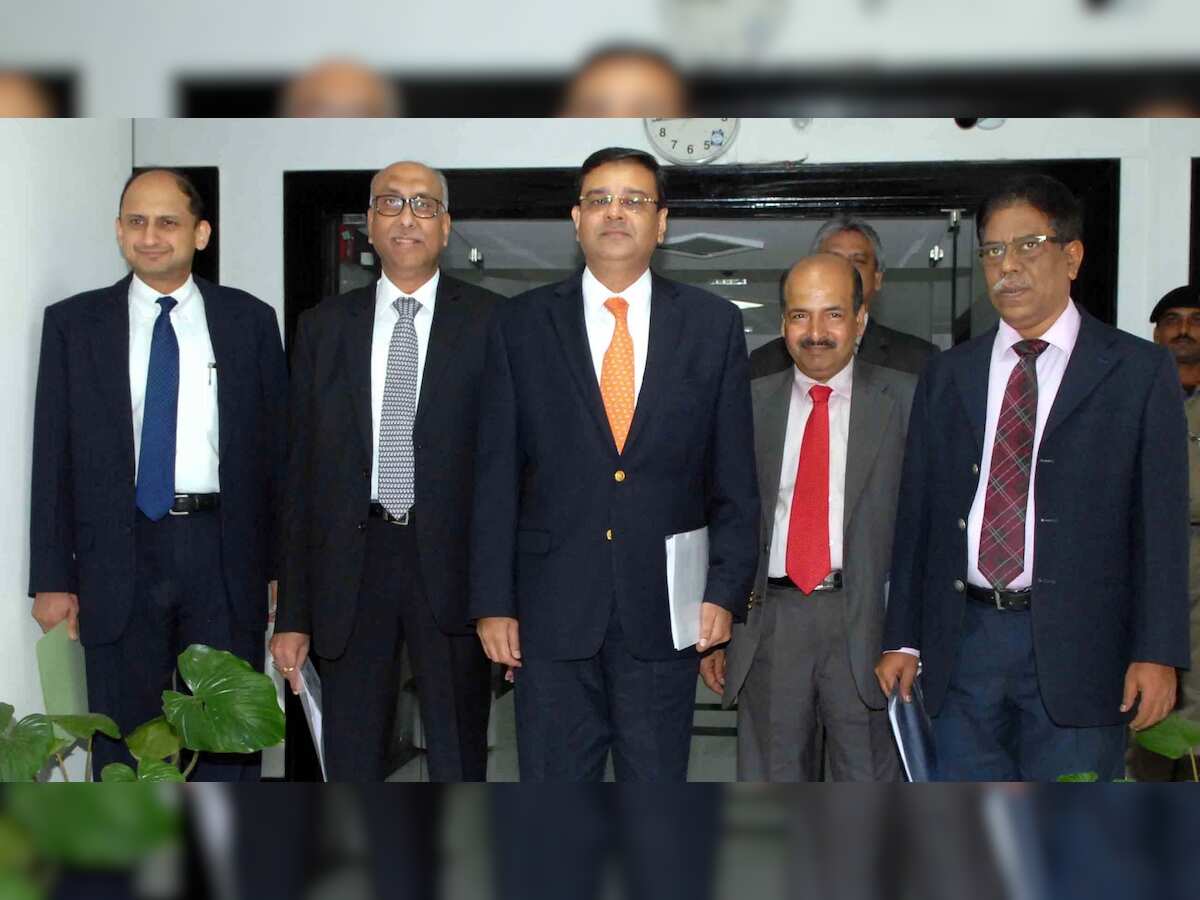 RBI's task gets complicated as analysts lower India's GDP forecast ...