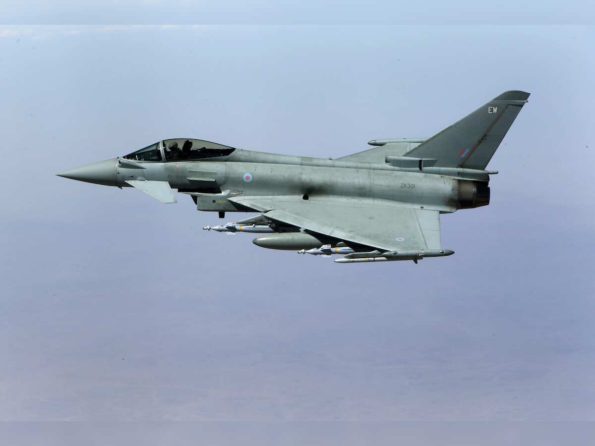 Qatar goes ahead with $6.7 billion Typhoon combat jets deal with UK's ...