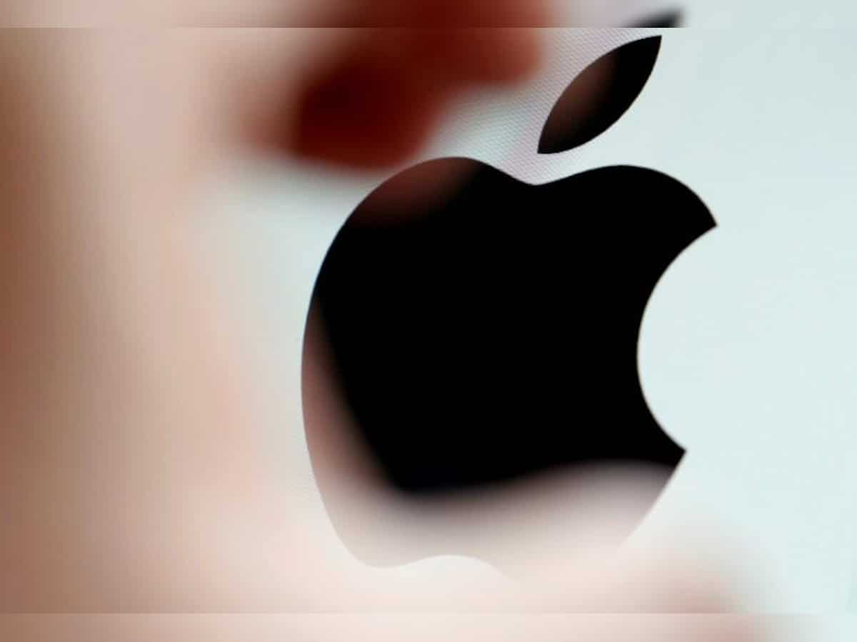 Apple's legendary Lisa OS to be released for free | Zee Business