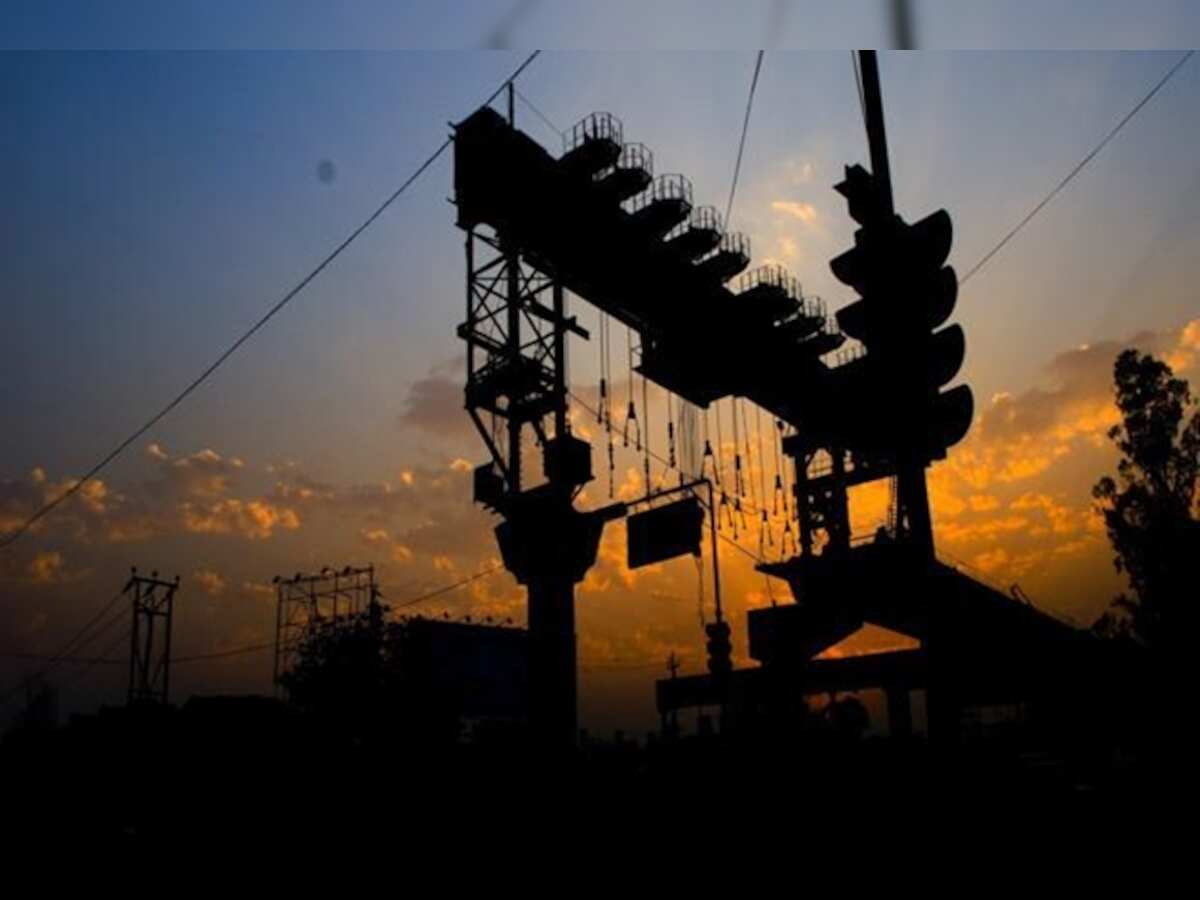 India's infrastructure output grows 4.7 percent in April | Zee Business