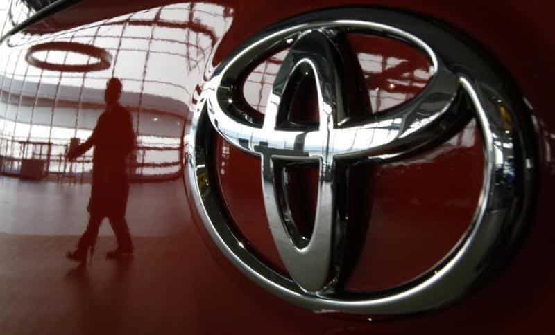 Toyota to invest $1 billion in Southeast Asian ride-hailing firm Grab