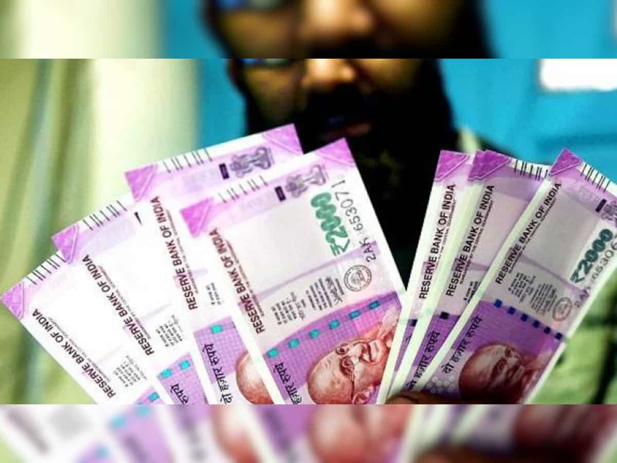 Beware! Rs 2,000 fake currency notes in circulation; you won't believe ...
