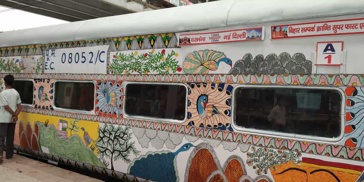 Indian Railways gives artistic makeover to Bihar Sampark Kranti: Check ...