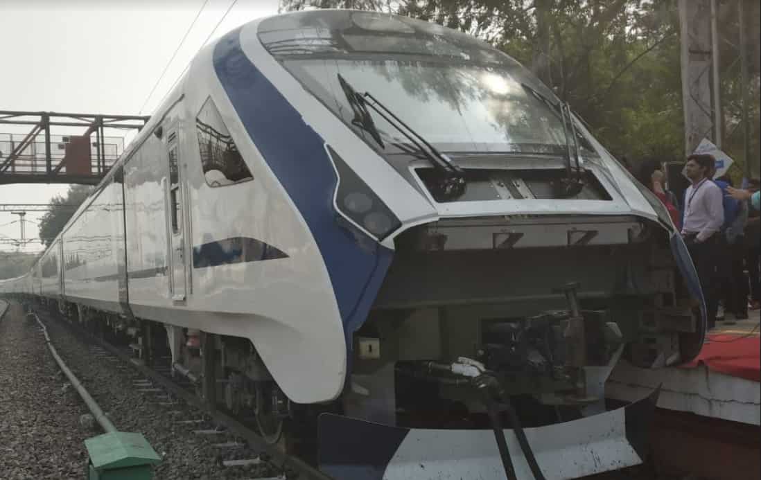 Big feat for Indian Railways: This train runs at 180 kmph without engine!