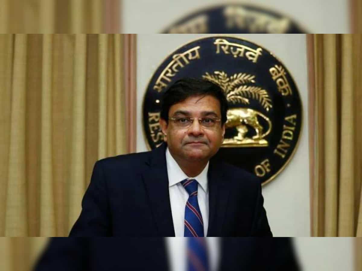 RBI chief Urjit Patel should not have resigned: board member | Zee Business