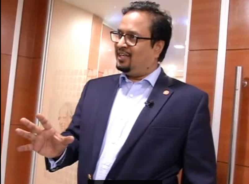 Liquidity crunch, PCA restrictions on PSU banks helped small finance ...