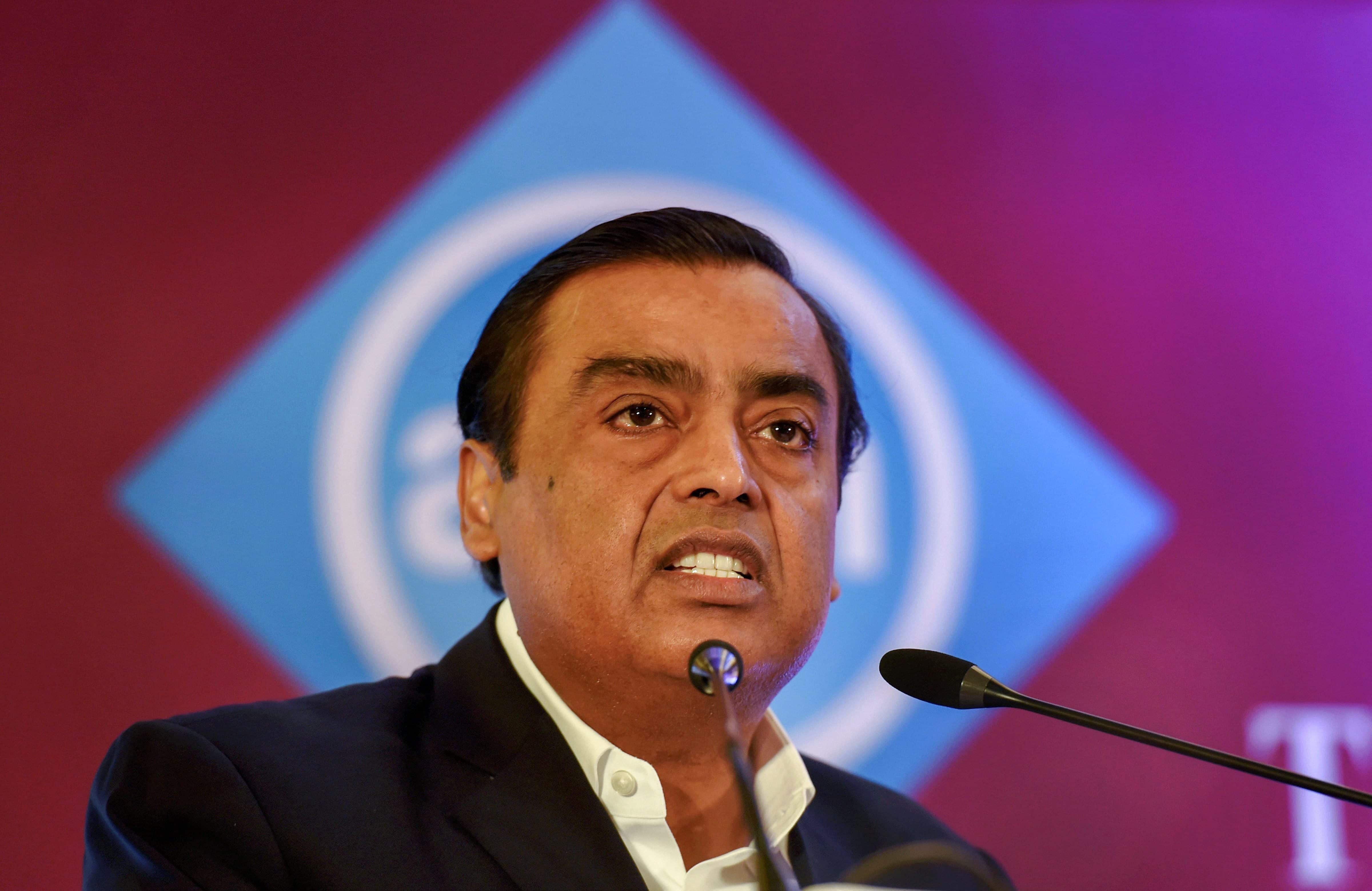 RIL chief Mukesh Ambani in Foreign Policy's top 100 Global Thinkers ...