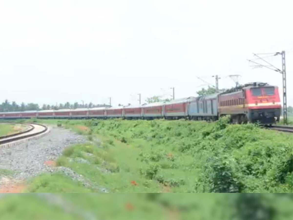 Delhi-Mumbai new Rajdhani: Hazrat Nizamuddin-CSMT Rajdhani Express ...