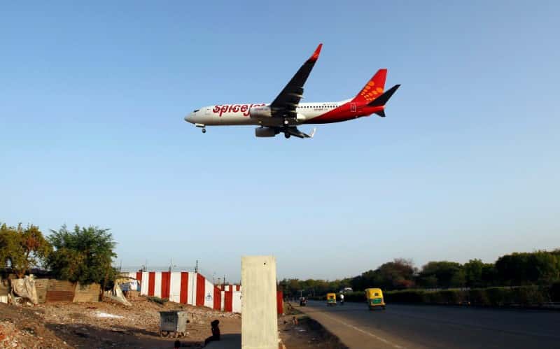 SpiceJet plane veers off runway on landing at Shirdi airport; pilots ...
