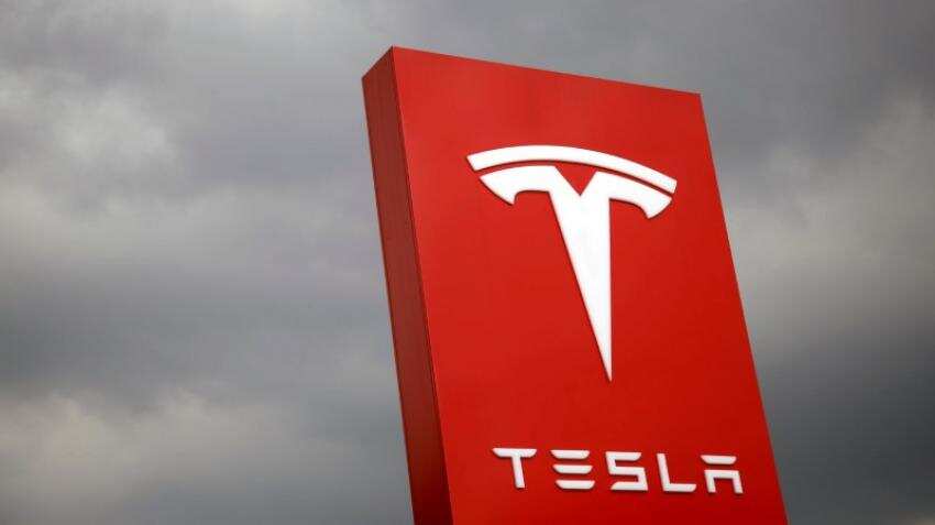 New update lets Tesla cars detect traffic cones | Zee Business