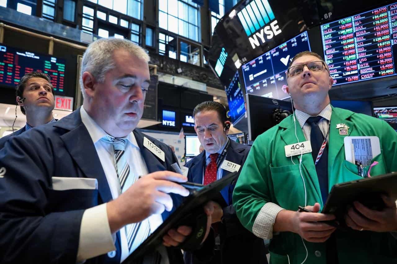 Stock markets close to bear market territory? Check this list of 19 signals