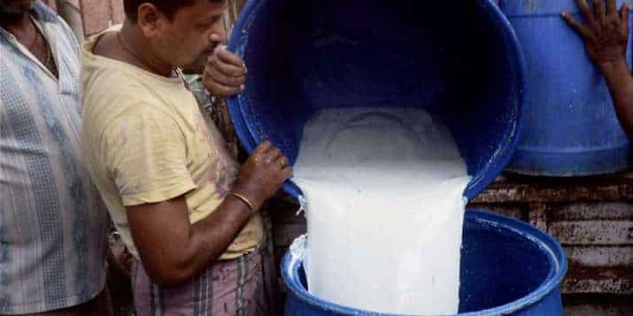 Unlike US how India utilized its surplus milk, when sales dipped during ...