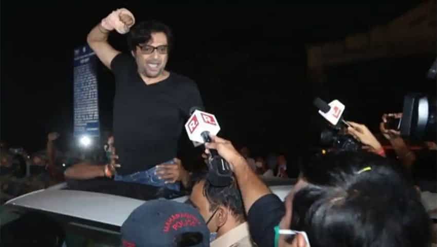 Arnab Goswami released from jail, returns to Republic TV office | Zee Business