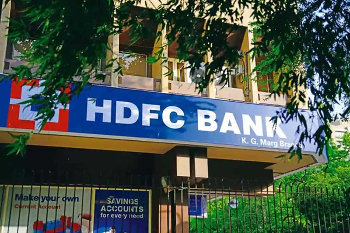 RBI relaxes restrictions on HDFC Bank credit cards - brokerages see windfall gains ahead of ...
