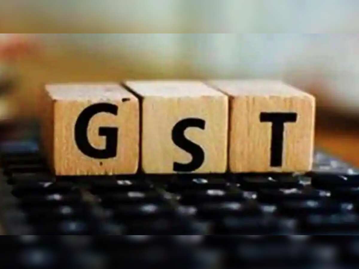 Govt notifies 12% GST rate on MMF, yarn, fabrics from Jan 1; corrects ...