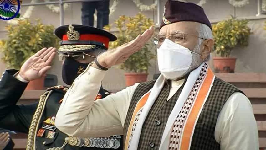 Republic Day 2022: PM Narendra Modi dons unique cap and stole - Know ...