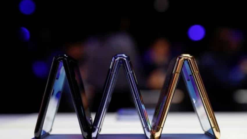 Double Folding Smartphone Coming Soon Samsung Patents Dual Fold