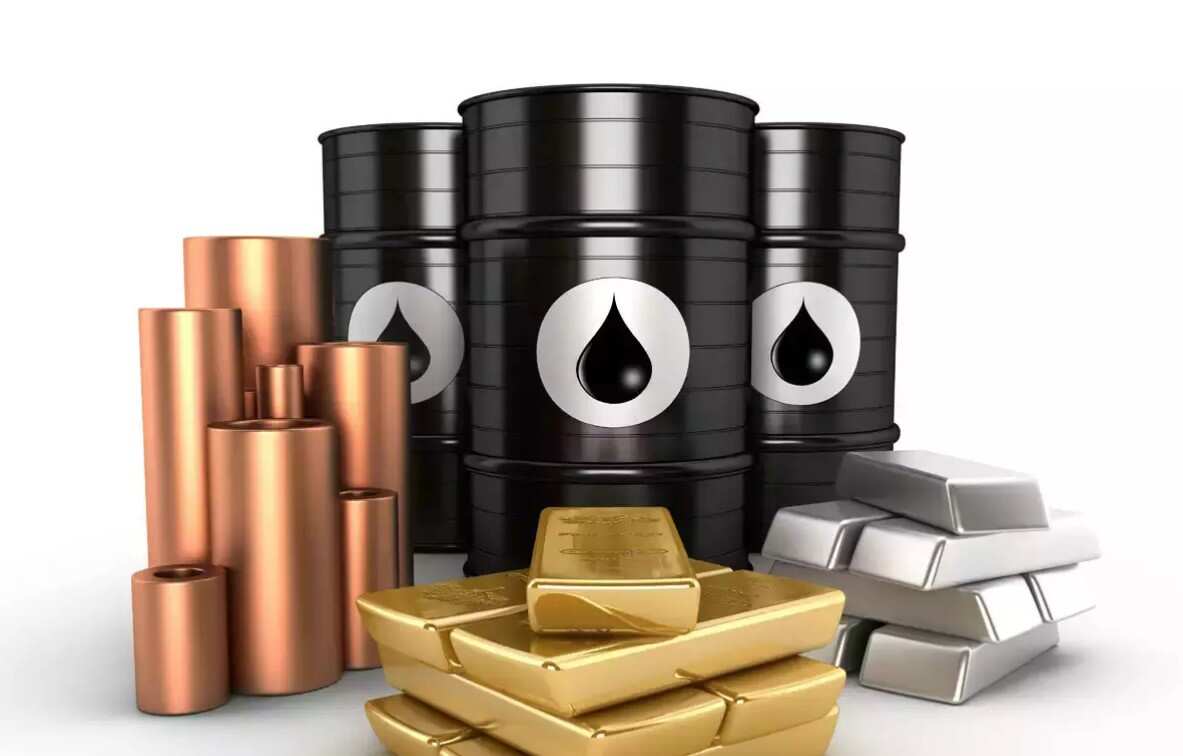 Commodities Live: Heavy selling in Commodity market, Gold, Silver ...