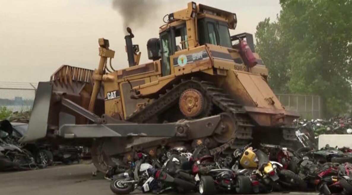 Bulldozer In Action In New York! Watch This Video For Details | Zee ...