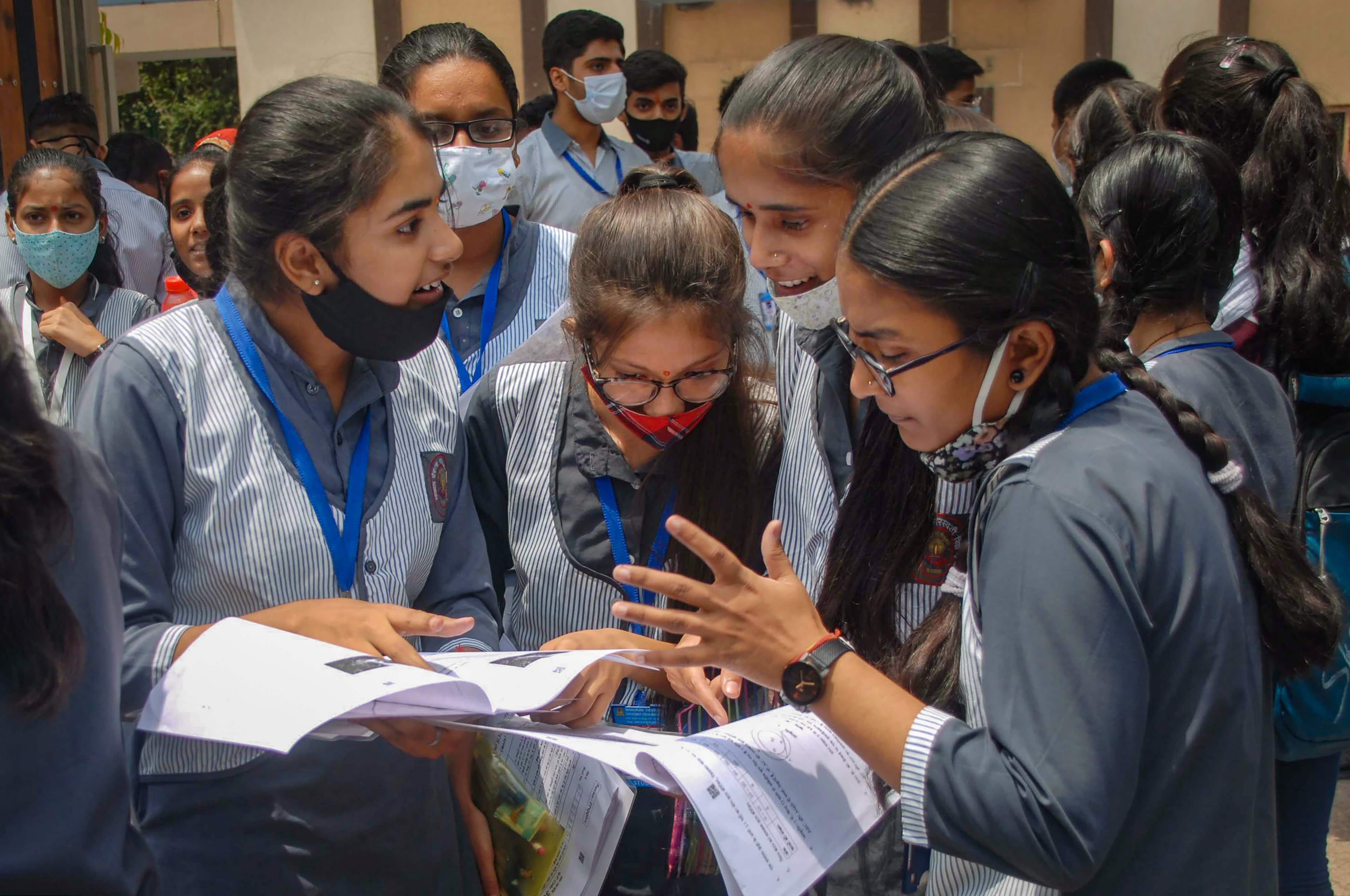CBSE Class 10 Result Declared on cbseresults.nic.in; direct link to ...