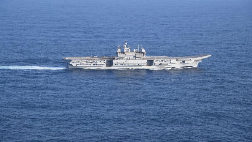 India's first Made-in-India aircraft carrier INS Vikrant delivered to ...