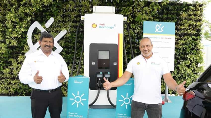 Big boost for EVs: Shell to install 10,000 charging points across India ...