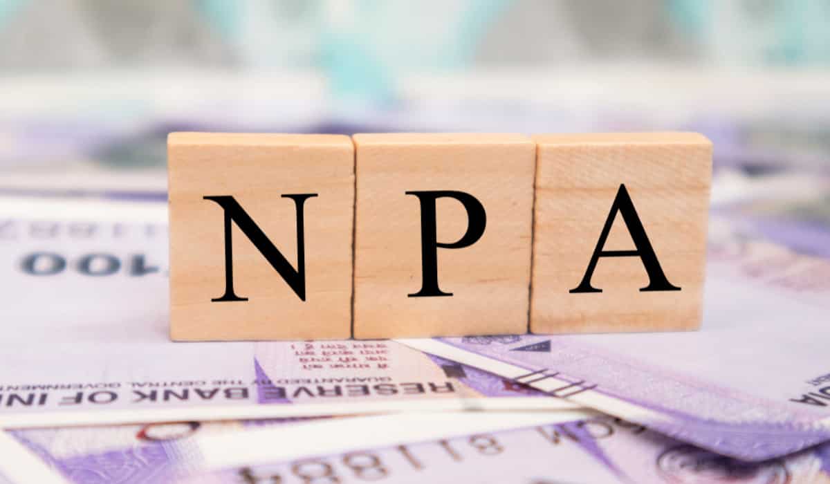 Banks gross NPA to improve to 4% by next fiscal: CRISIL | Zee Business