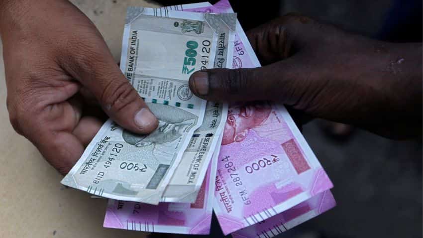 Rupee vs Dollar: Indian currency weakens 38 paise to 81.78 against $ to ...