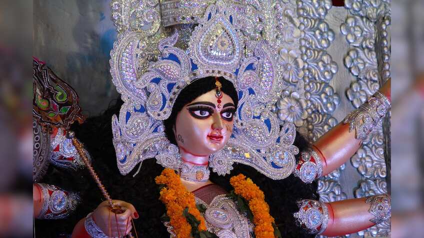 Durga Visarjan 2022: Auspicious date, time for immersion of Maa Durga's ...