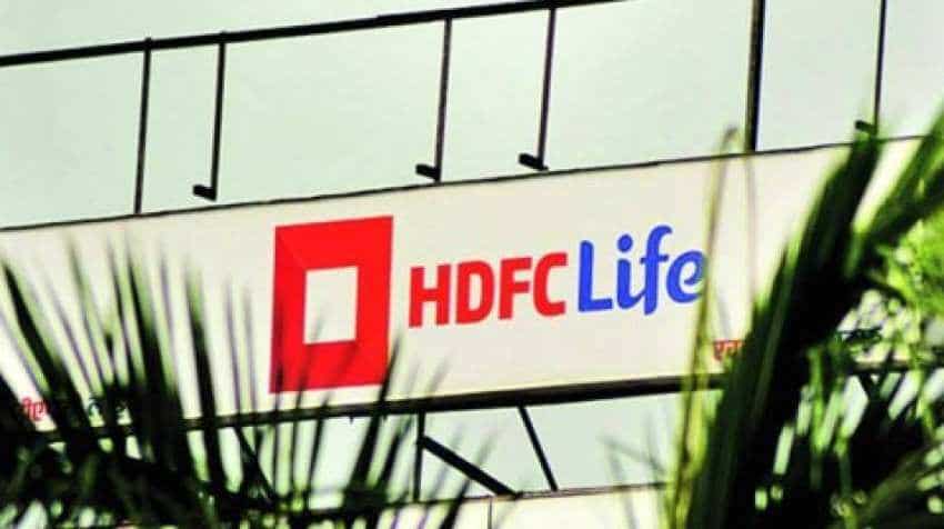 HDFC Life trades in green as Street welcomes IRDAI merger nod with ...