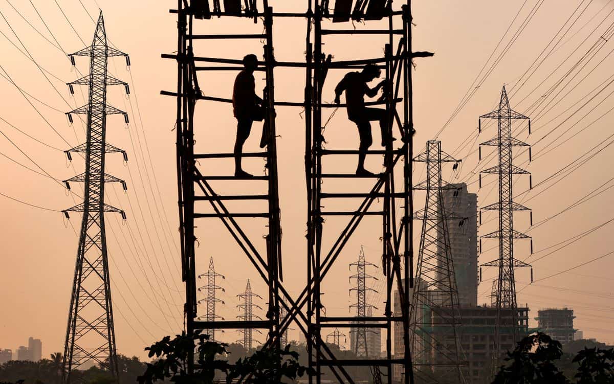 Power Ministry launches schemes to procure 4,500 MW electricity supply ...