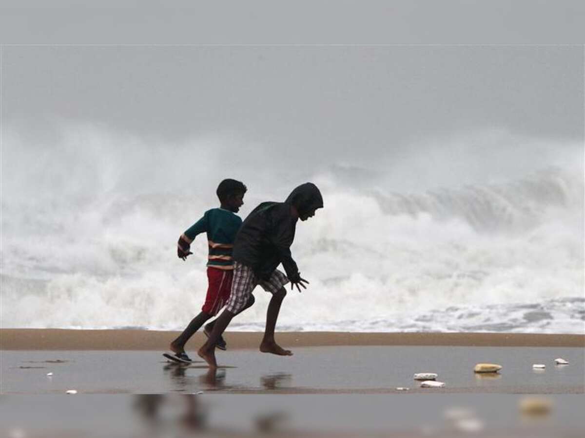 Cyclonic storm Mandous: IMD issues yellow alert for Tamil Nadu, Puducherry and south Andhra ...