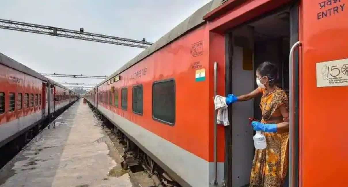 Over 250 Trains Cancelled today, 20 December by Indian Railways; 11 diverted- Check full list ...