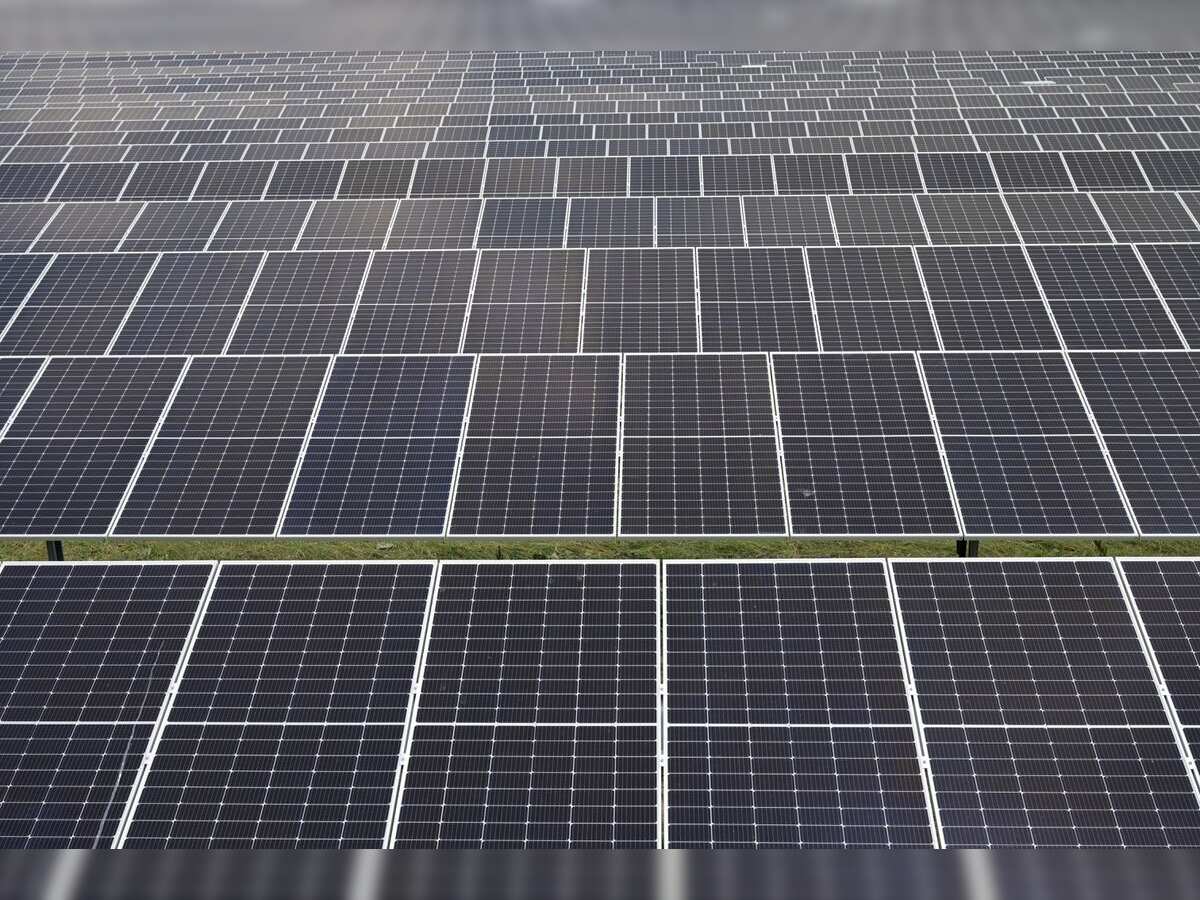 NTPC Group crosses 3 GW operational renewable energy capacity | Zee ...